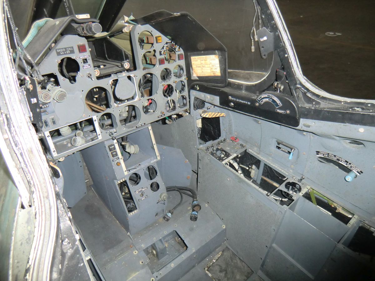 (10) Rebuilding of Alpha Jet Cockpit — JaBoG43 e.V ...
